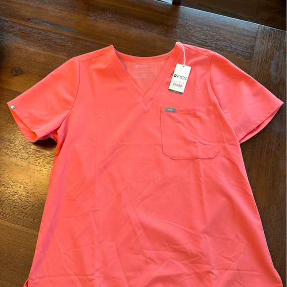 Figs | Tops | Figs Coral Scrub Top Style Catarina | Poshmark